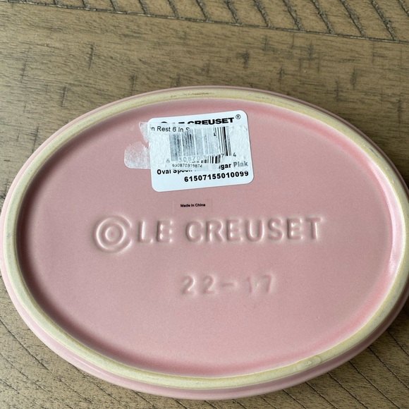 Le Creuset | Dining | Nwt Le Creuset Oval Spoon Rest | Poshmark